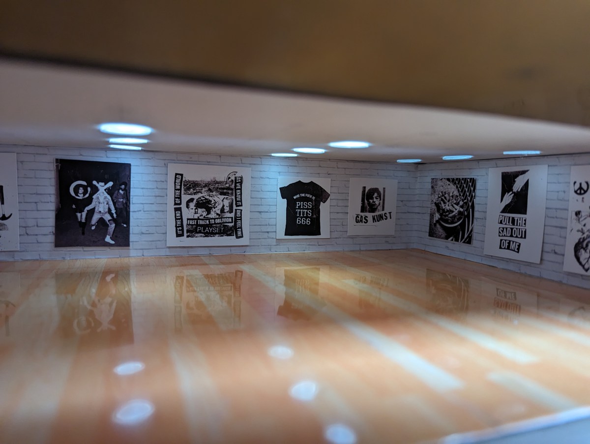 World’s smallest art Gallery comes to Chester.. – The Chester blog