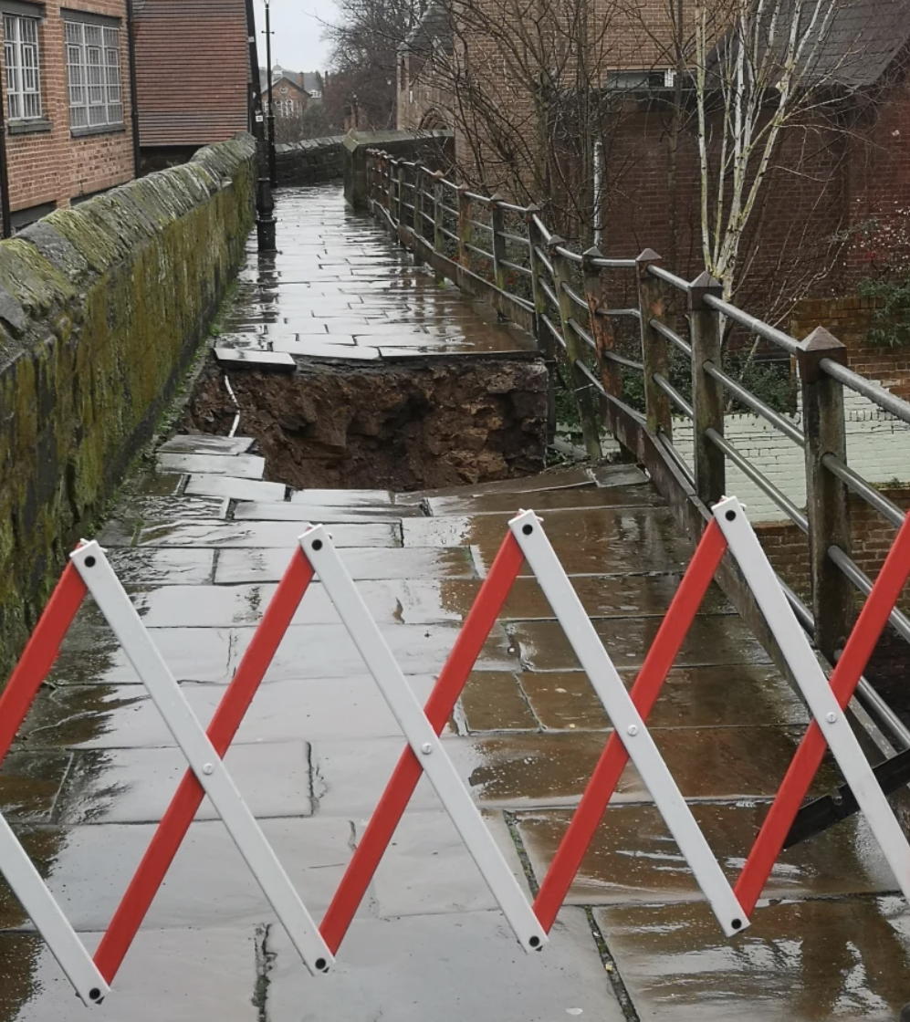 Council issue walls update 4 years after collapse – The Chester blog